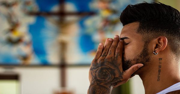 6 Ways to Avoid Spiritual Deception - InspiredWalk.com